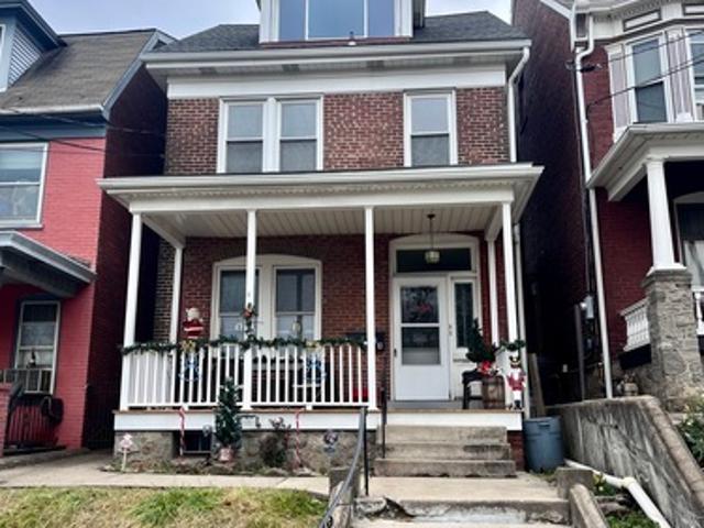 2 BR, 1 BA Apartment 214 North 7th Street Apt 2, Easton, PA 18042
