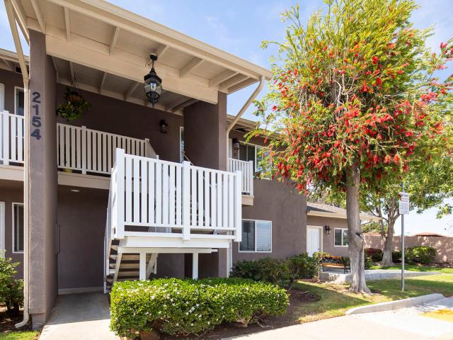 2 BR, 1 BA Apartment 2154 Garston St Unit 2156C, San Diego, CA 92111