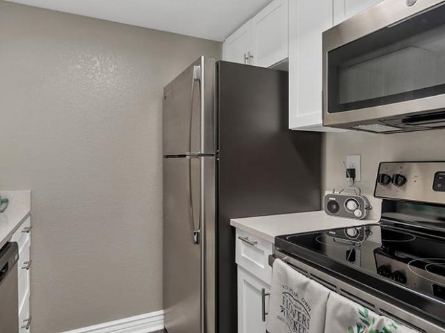 2 BR, 1 BA Apartment 2159 Nursery Road Unit 03 235, Clearwater, FL 33764