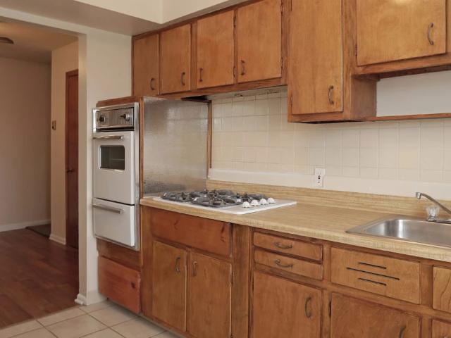 2 BR, 1 BA Apartment 21831 Libby Road Unit B11, Bedford, OH 44146