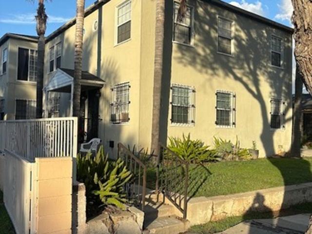 2 BR, 1 BA Apartment 2183 West 27th Street, Unit 2183, Los Angeles, CA 90018