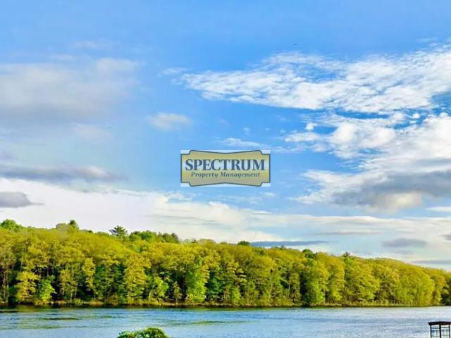 2 BR, 1 BA Apartment 21 Water St, Fairfield, ME 04937