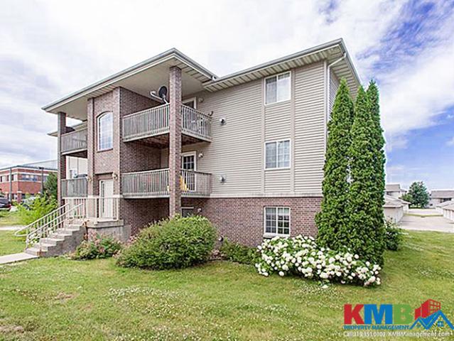 2 BR, 1 BA Apartment 21 Westside Dr, Iowa City, IA 52246