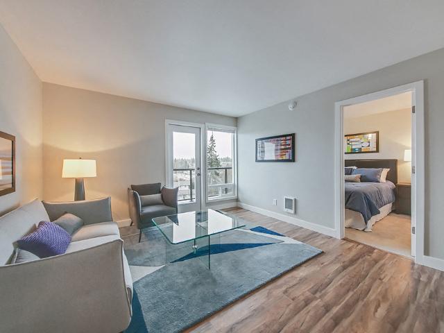 2 BR, 1 BA Apartment 2200 Southwest Barton Street Unit 411, Seattle, WA 98106