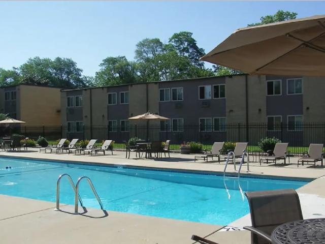 2 BR, 1 BA Apartment 2205 Woodview Court Unit 223926, Madison, WI 53713