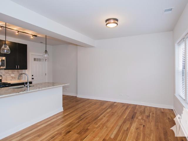 2 BR, 1 BA Apartment 2205 West Eastwood, Chicago, IL 60625
