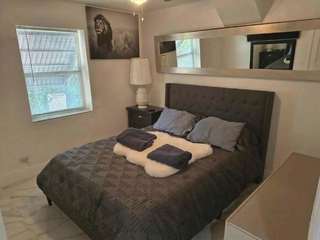 2 BR, 1 BA Apartment 2206 Coolidge Street, Hollywood, FL 33020