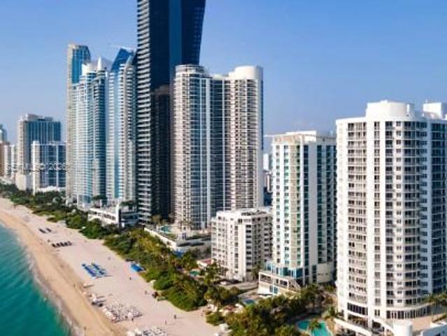 2 BR, 1 BA Apartment 220 Kings Point Drive, Sunny Isles Beach, FL 33160