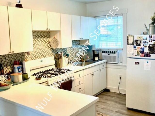 2 BR, 1 BA Apartment 2210 Larkins Way, Pittsburgh, PA 15203