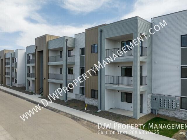 2 BR, 1 BA Apartment 221 E Main St, Nampa, ID 83686