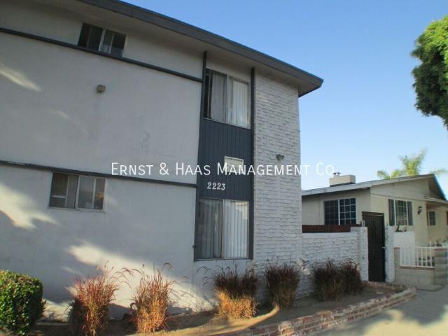 2 BR, 1 BA Apartment 2223 E. Spaulding St Long Beach, CA 90804