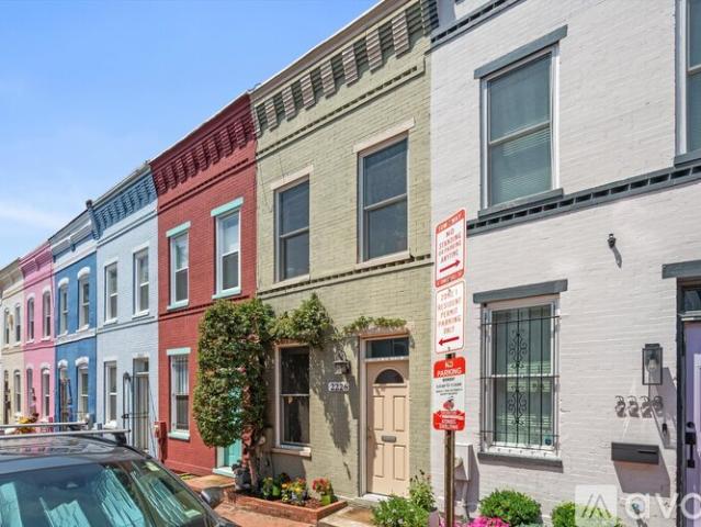 2 BR, 1 BA Apartment 2226 12 Th Place Northwest, Washington, DC 20009