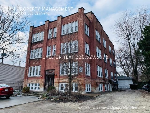 2 BR, 1 BA Apartment 2237 Tuscarawas St. W, canton, OH 44708
