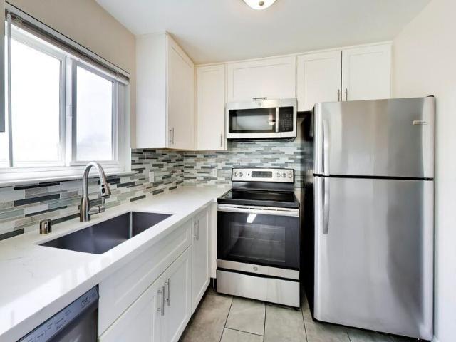 2 BR, 1 BA Apartment 227 Madrone Street, Redwood City, CA 94061