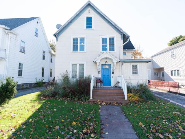 2 BR, 1 BA Apartment 224 East Commercial Street, E Rochester, NY 14445