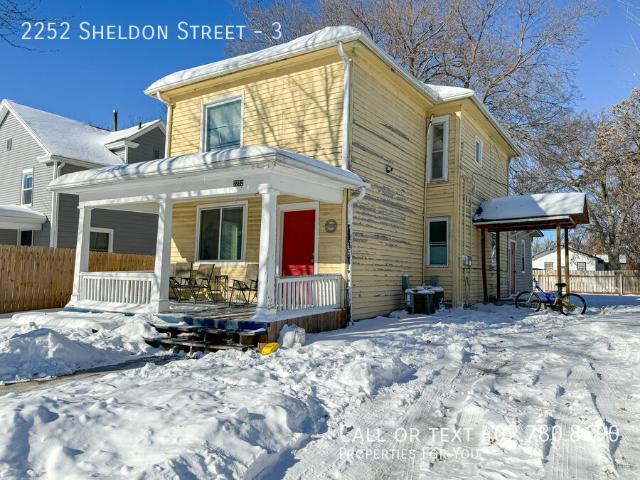 2 BR, 1 BA Apartment 2252 Sheldon Street, Lincoln, NE 68503