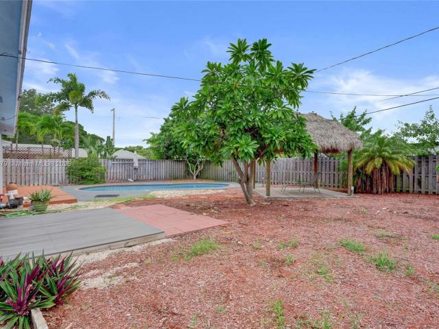 2 BR, 1 BA Apartment 2281 Southwest 15th Street, Fort Lauderdale, FL 33312