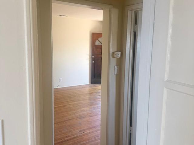 2 BR, 1 BA Apartment 229 North Buena Vista Street, Unit C, Burbank, CA 91505