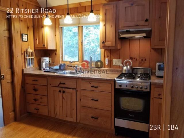 2 BR, 1 BA Apartment 22 Ritsher Road, Meredith, NH 03253