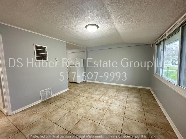 2 BR, 1 BA Apartment 2303 Fielding, Lansing, MI 48911