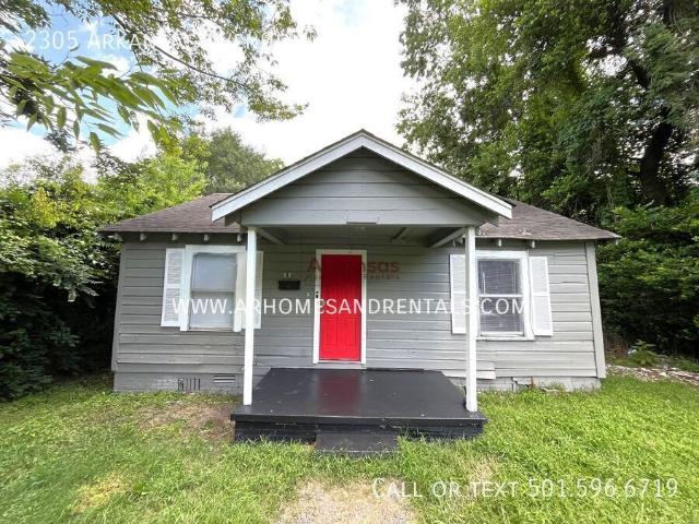 2 BR, 1 BA Apartment 2305 Arkansas Avenue, North Little Rock, AR 72114