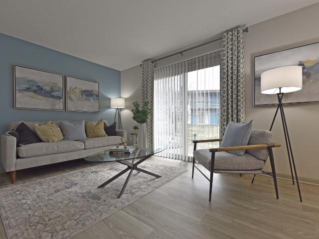 2 BR, 1 BA Apartment 2309 Hikes Lane Unit 3612FS 4, Louisville, KY 40218