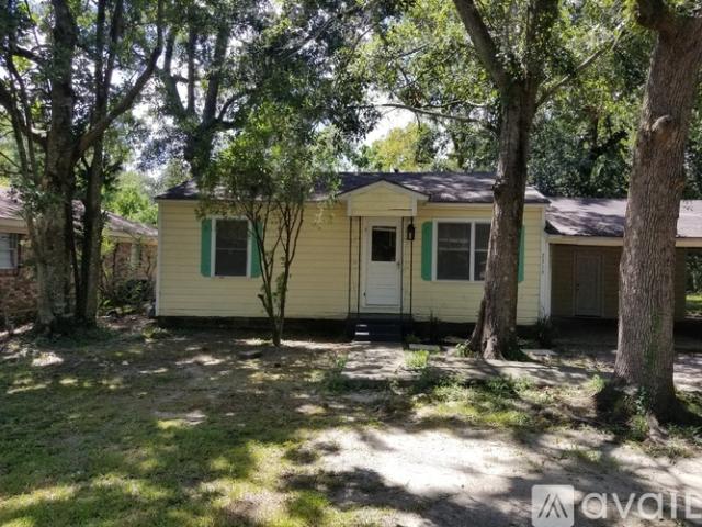 2 BR, 1 BA Apartment 2313 5th Avenue, Gulfport, MS 39501