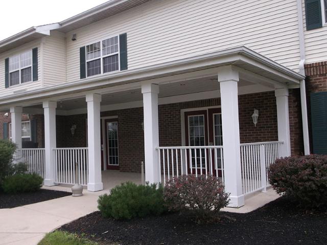 2 BR, 1 BA Apartment 2330 Bowser Ave Fort Wayne, IN 46803
