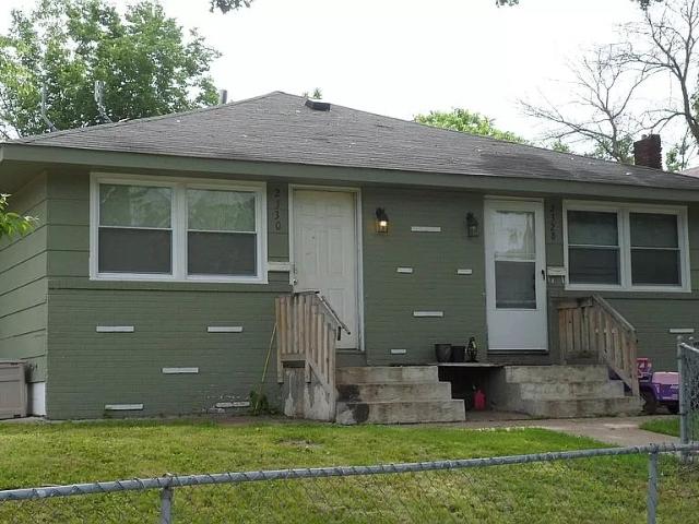 2 BR, 1 BA Apartment 2330 N Irving Ave, Minneapolis, MN 55411