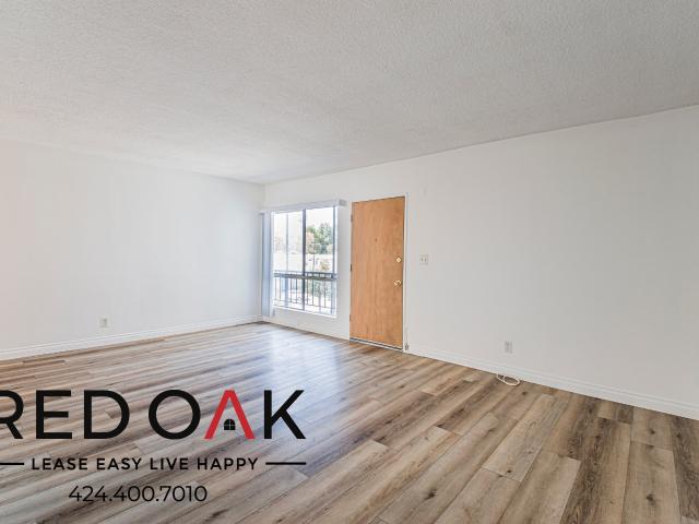 2 BR, 1 BA Apartment 2346 West 18th Street, Los Angeles, CA 90019