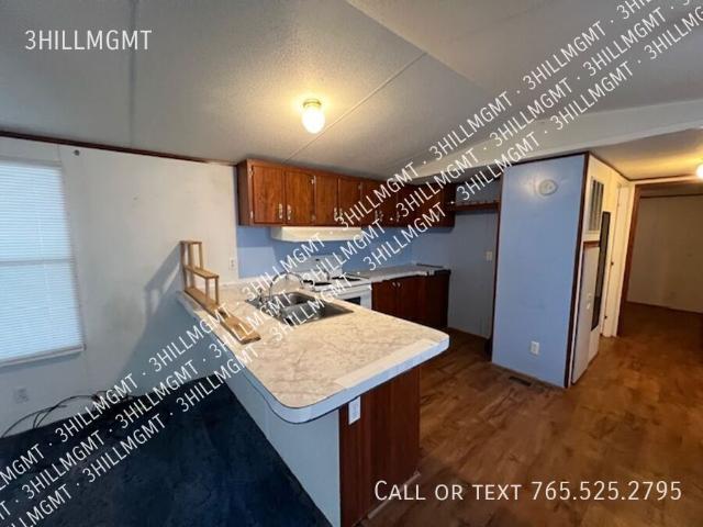 2 BR, 1 BA Apartment 234 Valley Brook Circle, Nitro, WV 25143