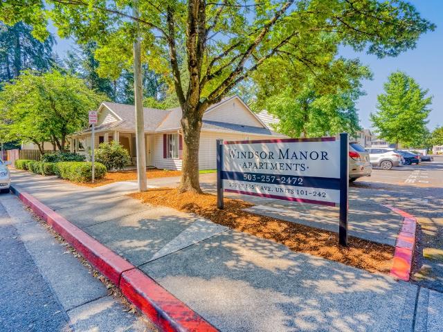 2 BR, 1 BA Apartment 235 Southeast 165th Avenue Unit 104, Portland, OR 97233