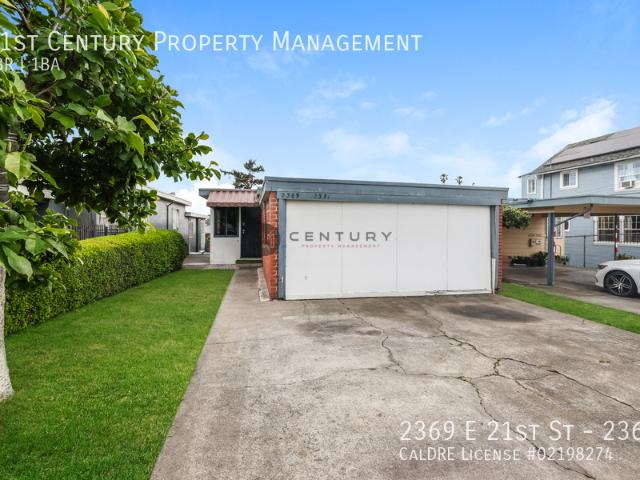 2 BR, 1 BA Apartment 2369 E 21st St, Oakland, CA 94601