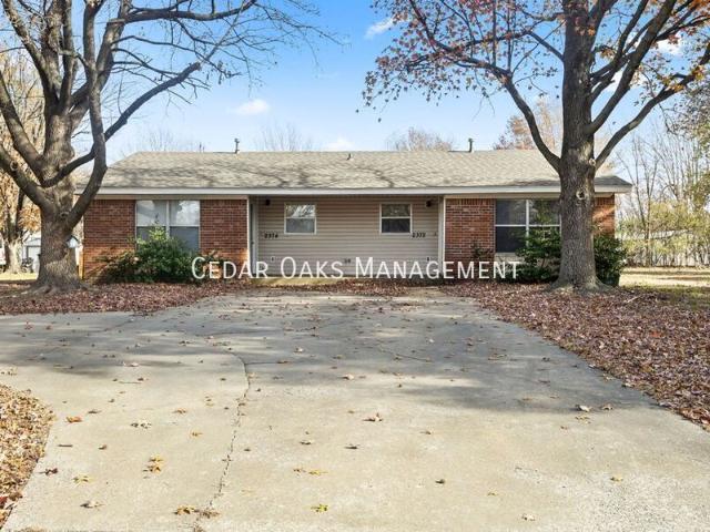 2 BR, 1 BA Apartment 2374 N Raven Ln, Fayetteville, AR 72704