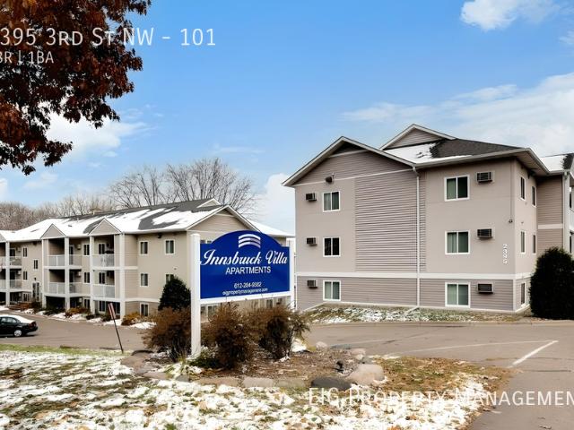 2 BR, 1 BA Apartment 2395 3rd St NW, New Brighton, MN 55112