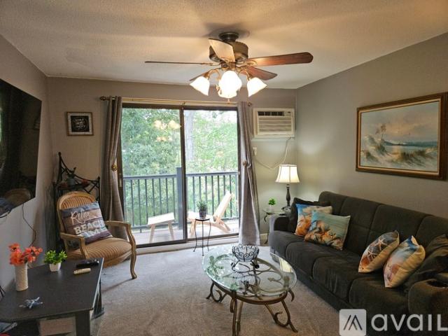 2 BR, 1 BA Apartment 2 Karena Drive, Unit private, Taunton, MA 02780