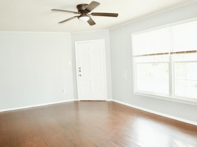 2 BR, 1 BA Apartment 3400 W Brookview Drive Unit 7 754, Waco, TX 76710