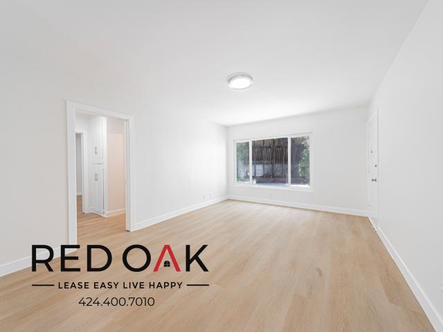 2 BR, 1 BA Apartment 3401 Club Dr, Los Angeles, CA 90064