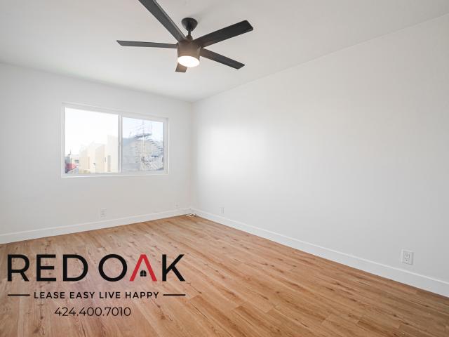 2 BR, 1 BA Apartment 340 W 87th St, Los Angeles, CA 90003