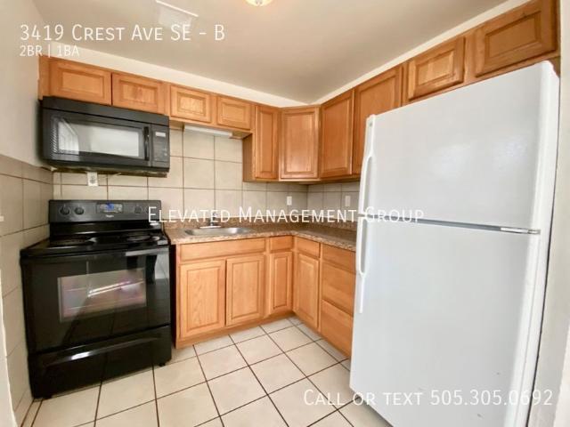 2 BR, 1 BA Apartment 3419 Crest Ave SE, Albuquerque, NM 87106