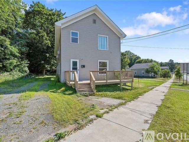 2 BR, 1 BA Apartment 3434 Maple Avenue, Pulaski, NY 13142