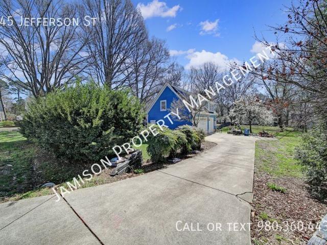 2 BR, 1 BA Apartment 345 Jefferson St, Matthews, NC 28105