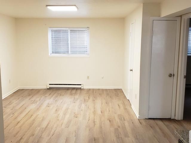 2 BR, 1 BA Apartment 3486 S Canosa Ct, Unit B, Englewood, CO 80110