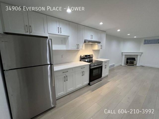 2 BR, 1 BA Apartment 34906 Everson Place, Abbotsford, BC V2S 7R6
