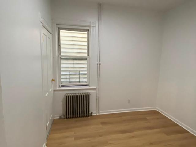 2 BR, 1 BA Apartment 349 Walnut St, Yonkers, NY 10701