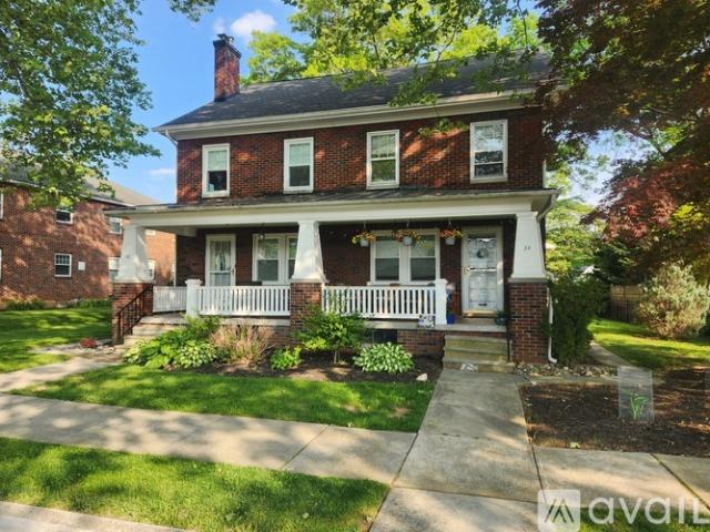 2 BR, 1 BA Apartment 34 West Areba Avenue, Unit 34, Hershey, PA 17033