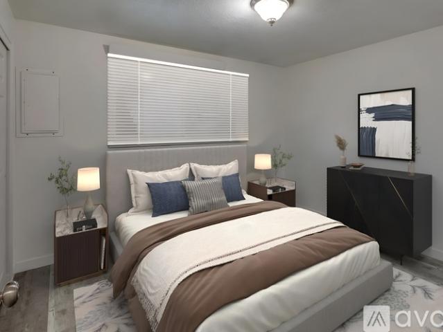 2 BR, 1 BA Apartment 350 West Clackamas Boulevard, Unit 352, Gladstone, OR 97027