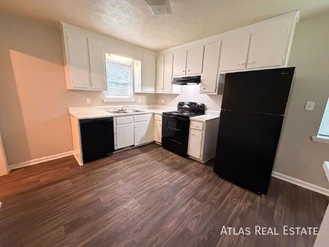 2 BR, 1 BA Apartment 350 N Bluff Road, Athens, GA 30607