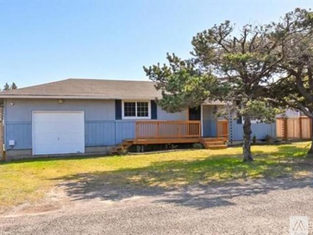 2 BR, 1 BA Apartment 35102 H Place, Ocean Park, WA 98640
