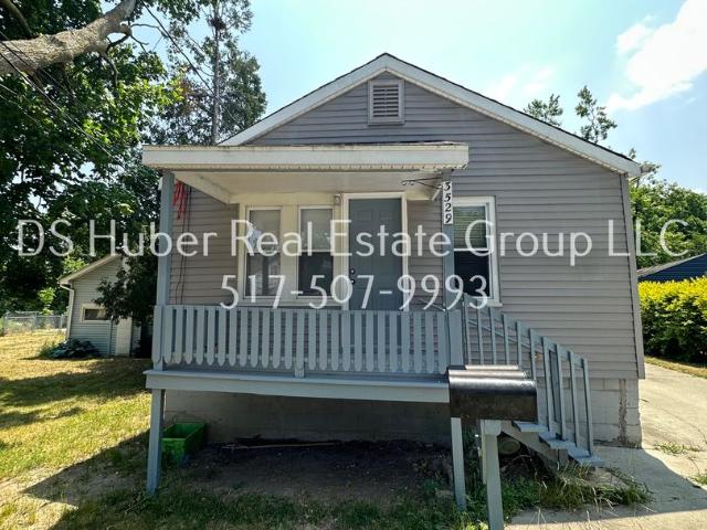 2 BR, 1 BA Apartment 3529 Bergman Ave, Lansing, MI 48910